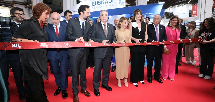 Sánchez corta la cinta en el SIL | EjePrime